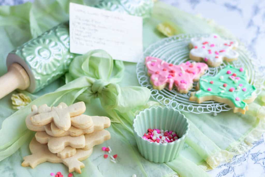 Perfect Non Spread Sugar Cookies | thewendthousekitchen.com